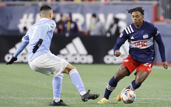 DeJuan Jones traded to Columbus Crew - Soccer America