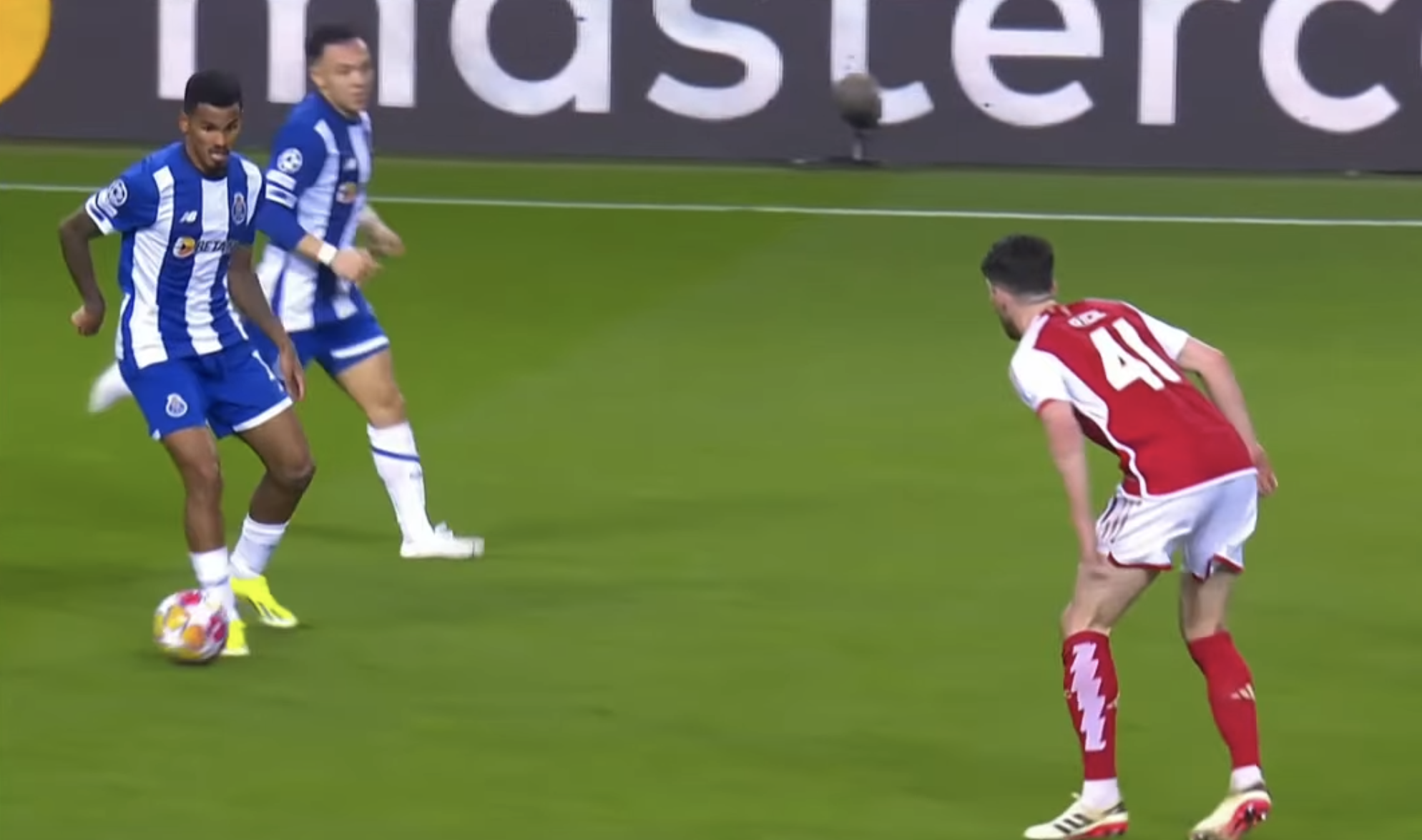 Watch: Arsenal stunned by Galeno golazo - Soccer America