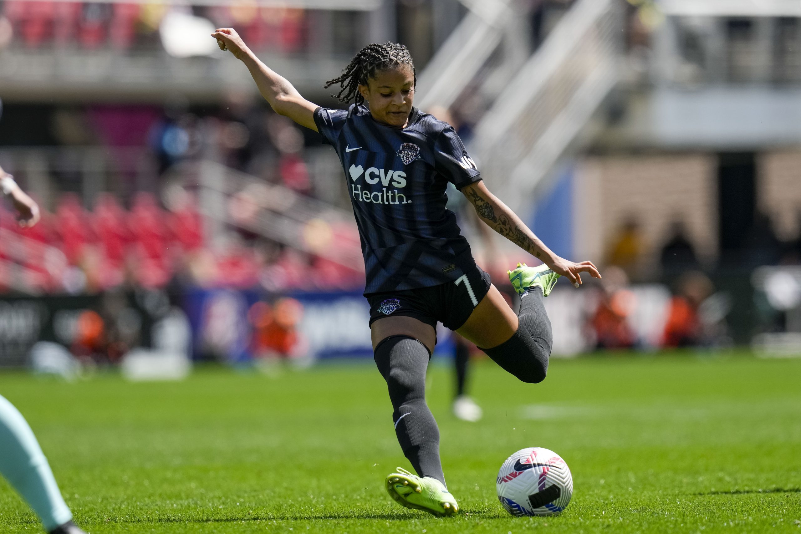 Croix Bethune named NWSL Rookie of the Year - Soccer America