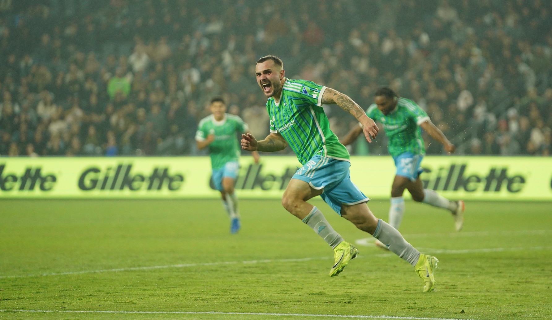 MLS: Red Bulls win playoff derby while Seattle eliminates LAFC - Soccer ...